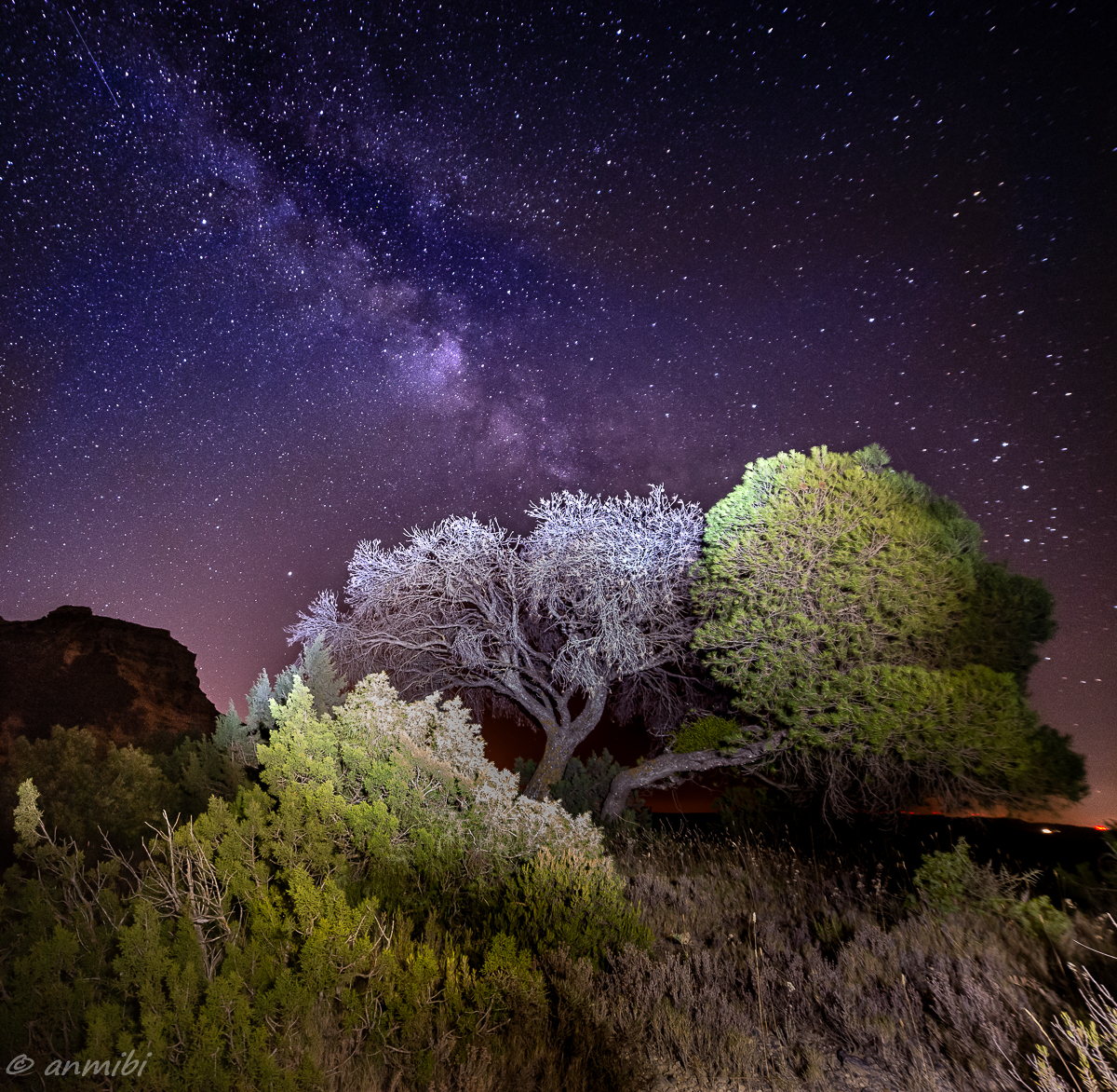 Luz en la noche Light in the night – Ángel Miguel, fotógrafo de ilusiones.